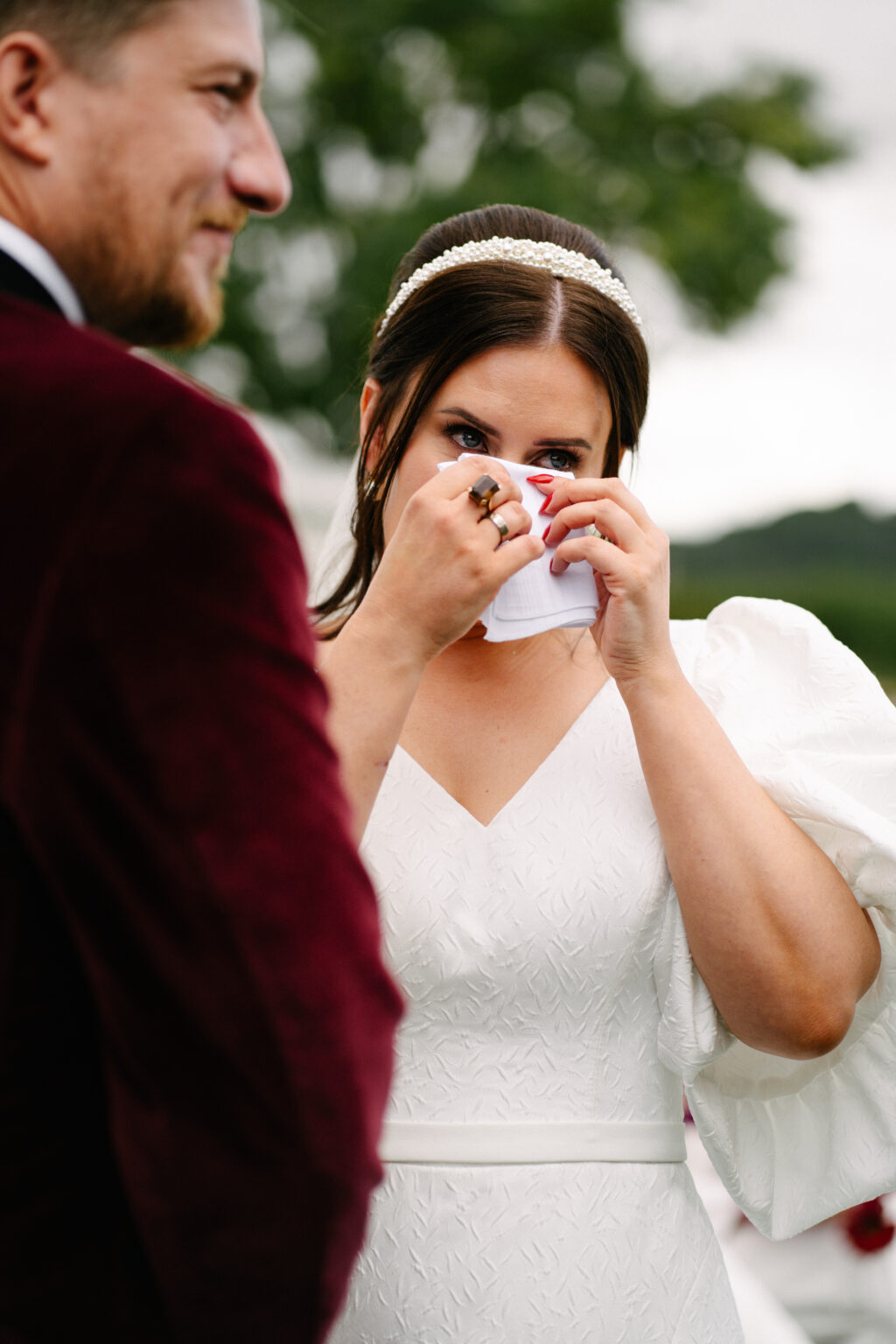 REAL WEDDING || Melrose Wedding Spectacular - madhouseweddings.com